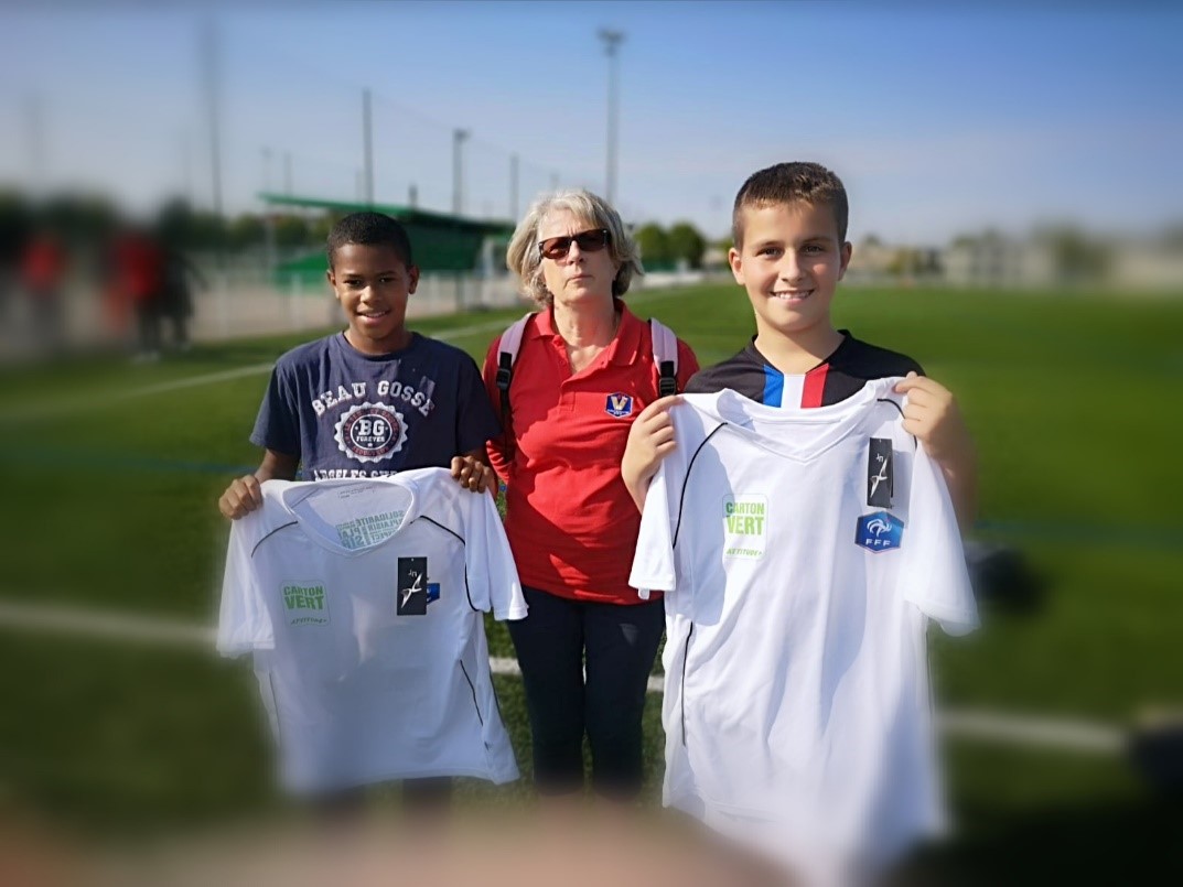 Carton Vert pour une bonne attitude ! – DISTRICT DU VAL-D'OISE DE FOOTBALL